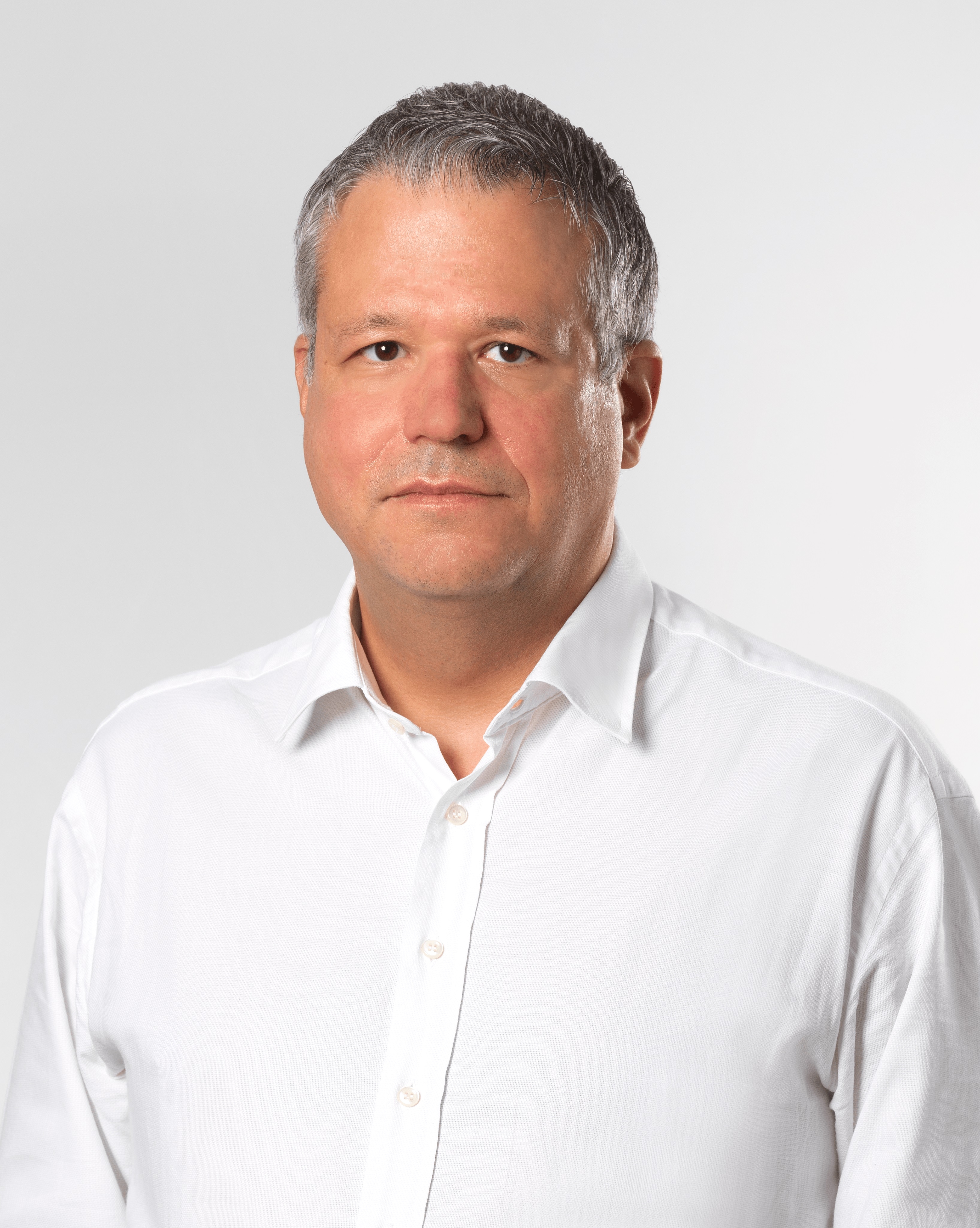 Nikos Komninos - Campaign Middle East